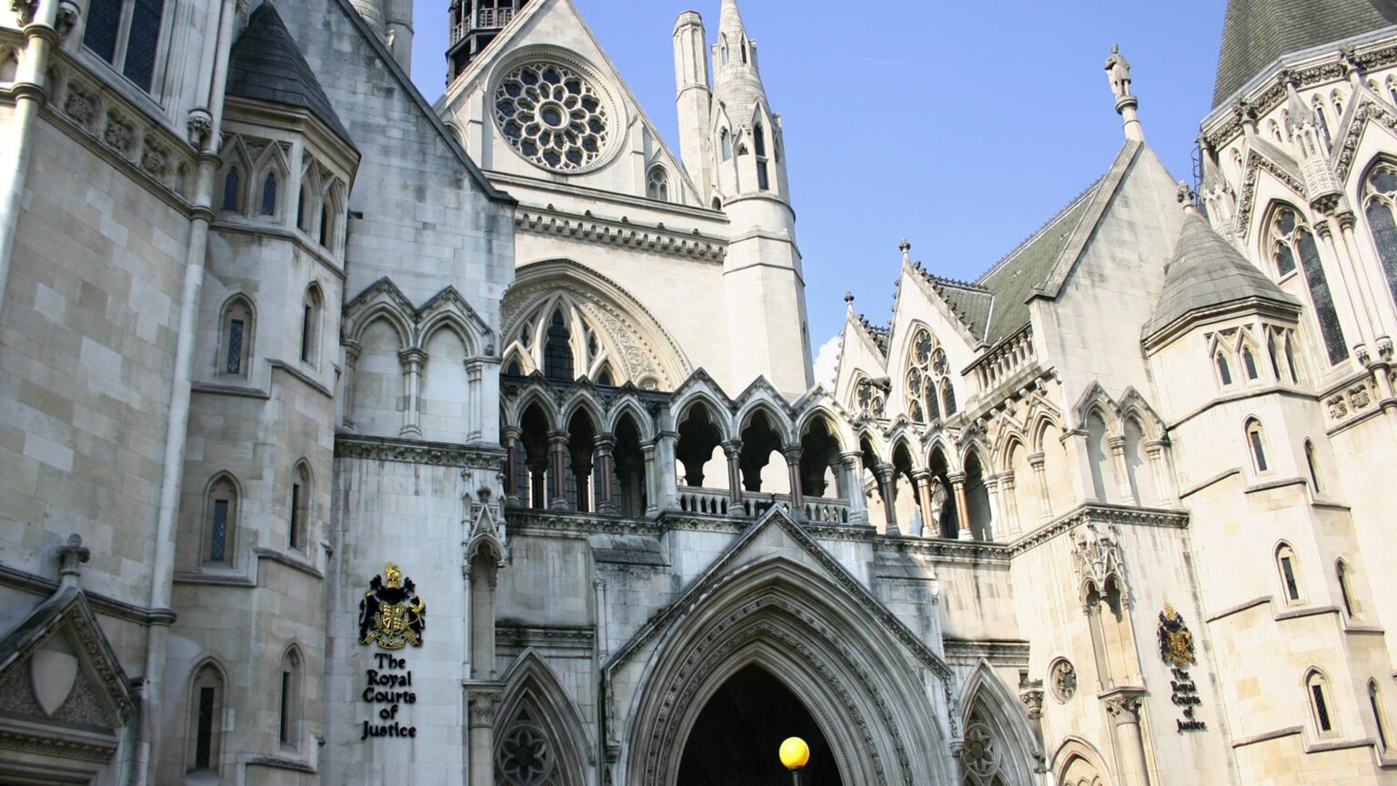 What is Reasonable Force in Self-Defence? | Peoplesafe