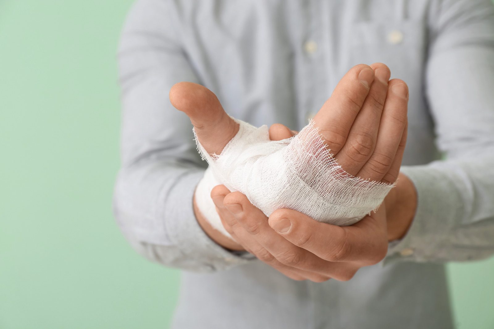 10 of the Most Common Workplace Injuries | Peoplesafe